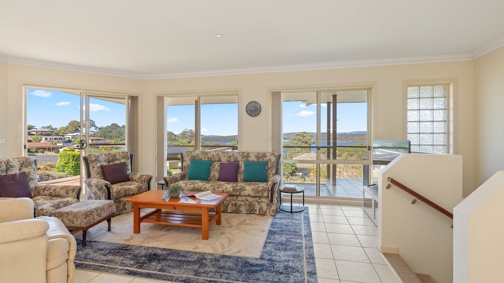 Drift In - A Lakeview Holiday Escape - Pambula