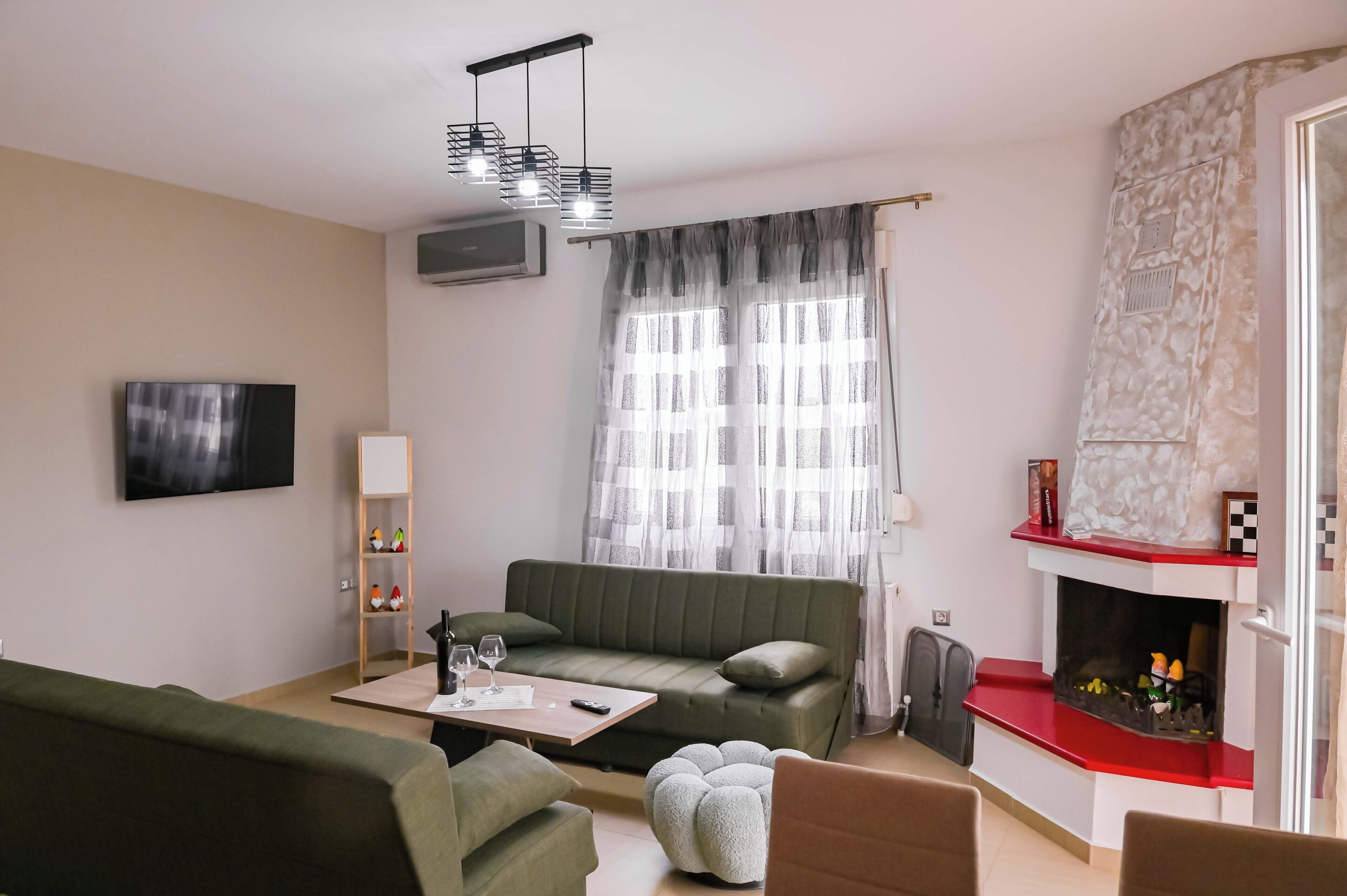 Apartamento, vista para a montanha | Sala de estar | Smart TV 