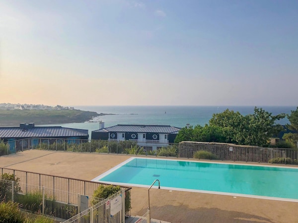Seaside Comfort With Ocean Views - Audierne