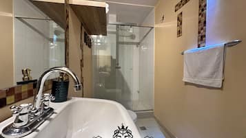 Quarto casal luxo, vista para a cidade | Banheiro