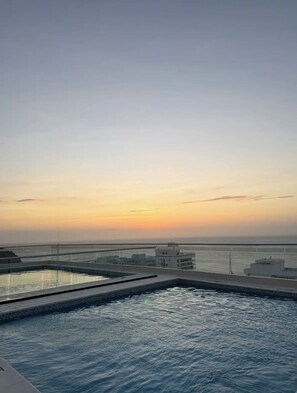 Apartamento Familiar, Vista para a cidade | Piscina