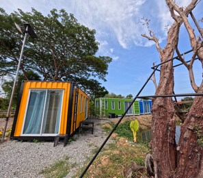 Quarto Triplo Básico | Terrenos do alojamento