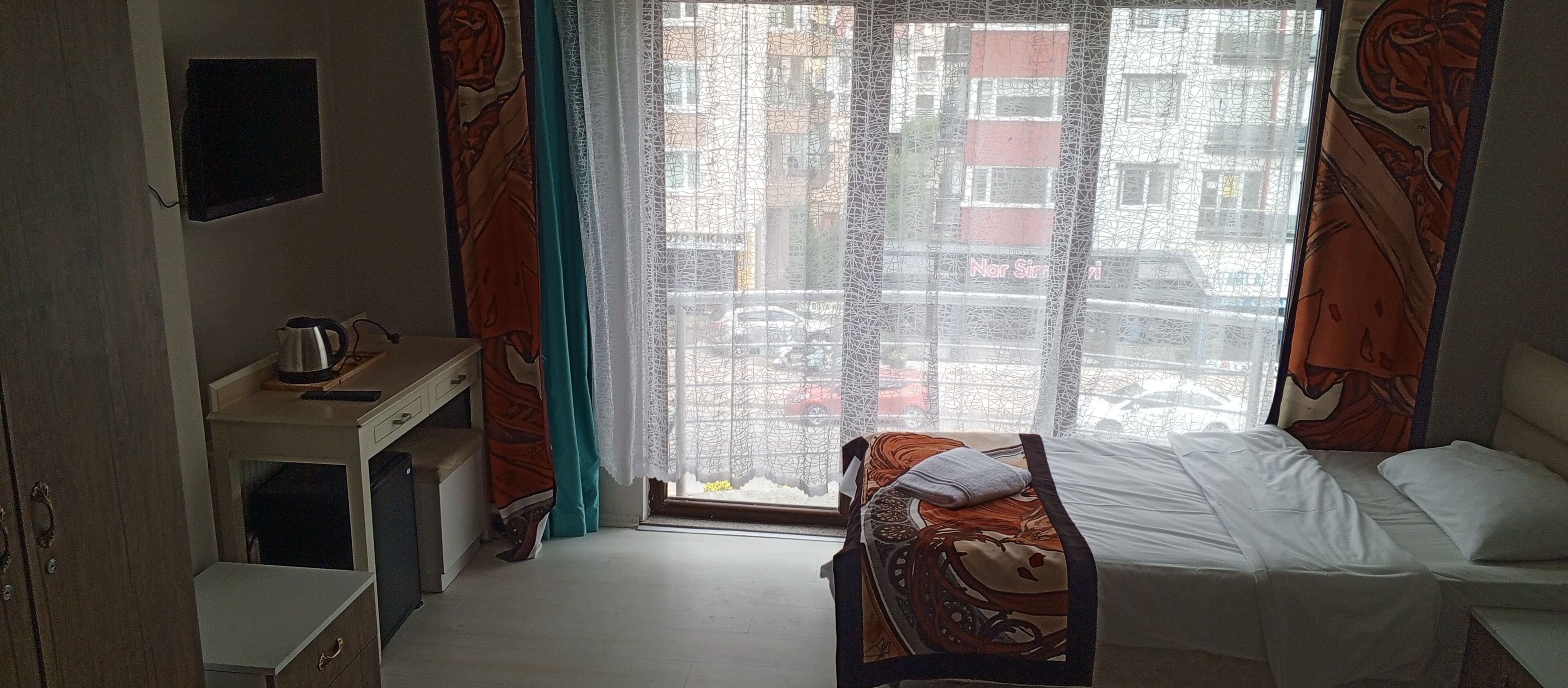 Quarto triplo standard | Frigobar, cofres nos quartos, Wi-Fi de cortesia, roupa de cama