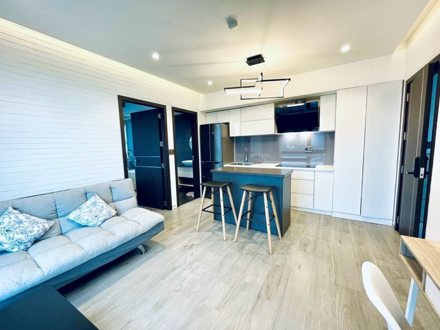 Premier 1 Bedroom Apartment | Escrivaninha, Wi-Fi de cortesia, roupa de cama