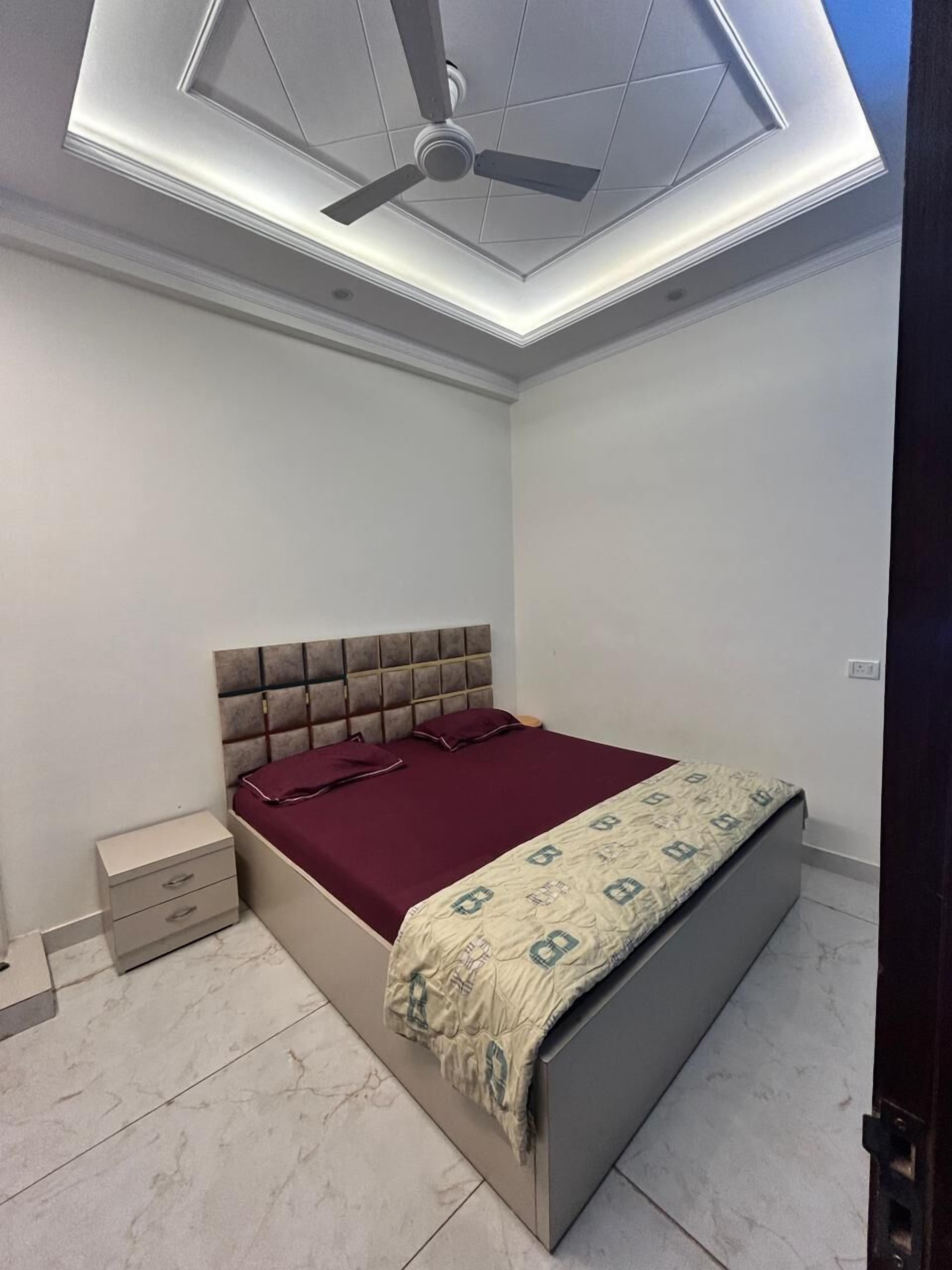 Quarto casal executivo, vista para a cidade | Escrivaninha, Wi-Fi de cortesia