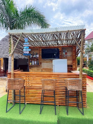 Bar à beira da piscina