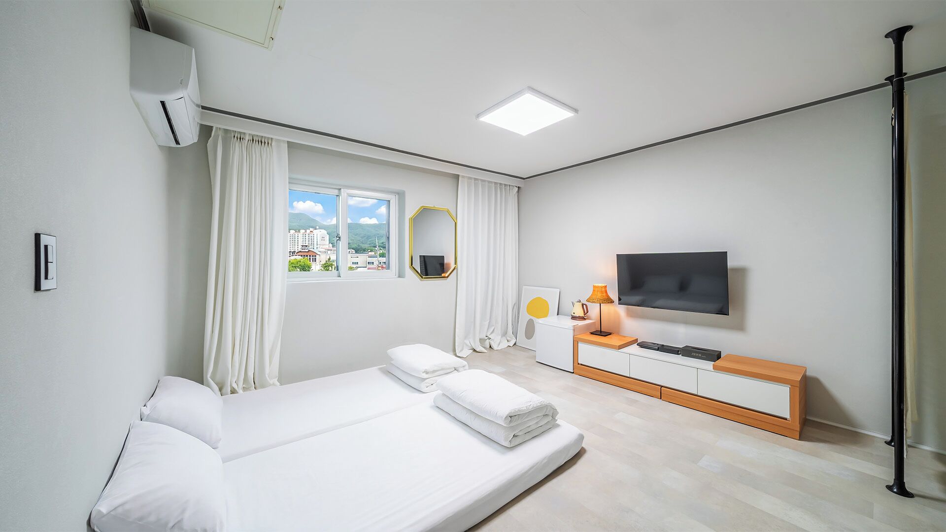 Quarto básico, 1 quarto (308 (Mountain View, Pet-Friendly)) | 1 quarto, Wi-Fi de cortesia