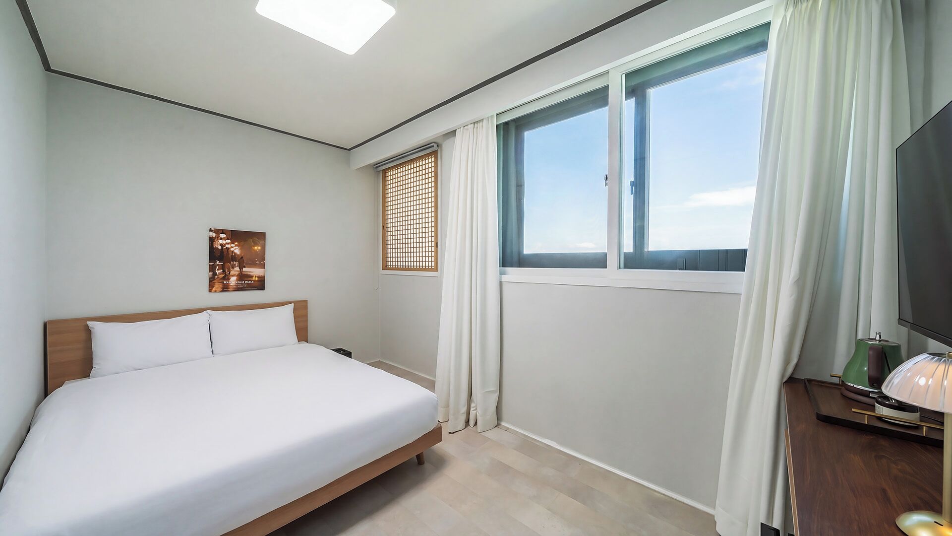 Quarto básico, 1 quarto (303 (Ocean View, Pet-Friendly)) | 1 quarto, Wi-Fi de cortesia