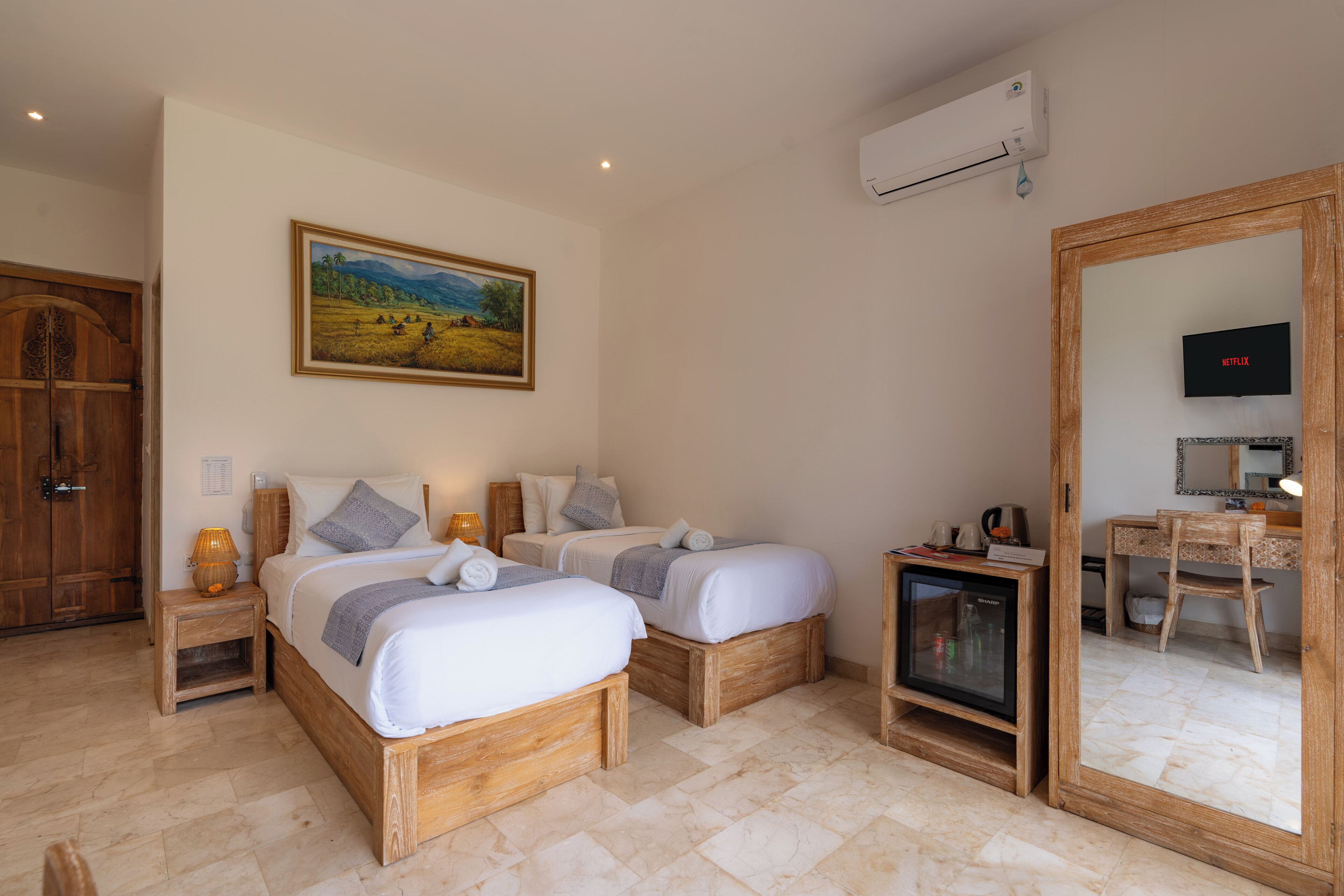 Quarto casal ou duplo | Cofres nos quartos, ferros/tábuas de passar roupa, Wi-Fi de cortesia