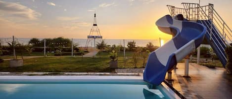 Piscina exterior