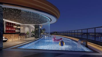 Piscina externa