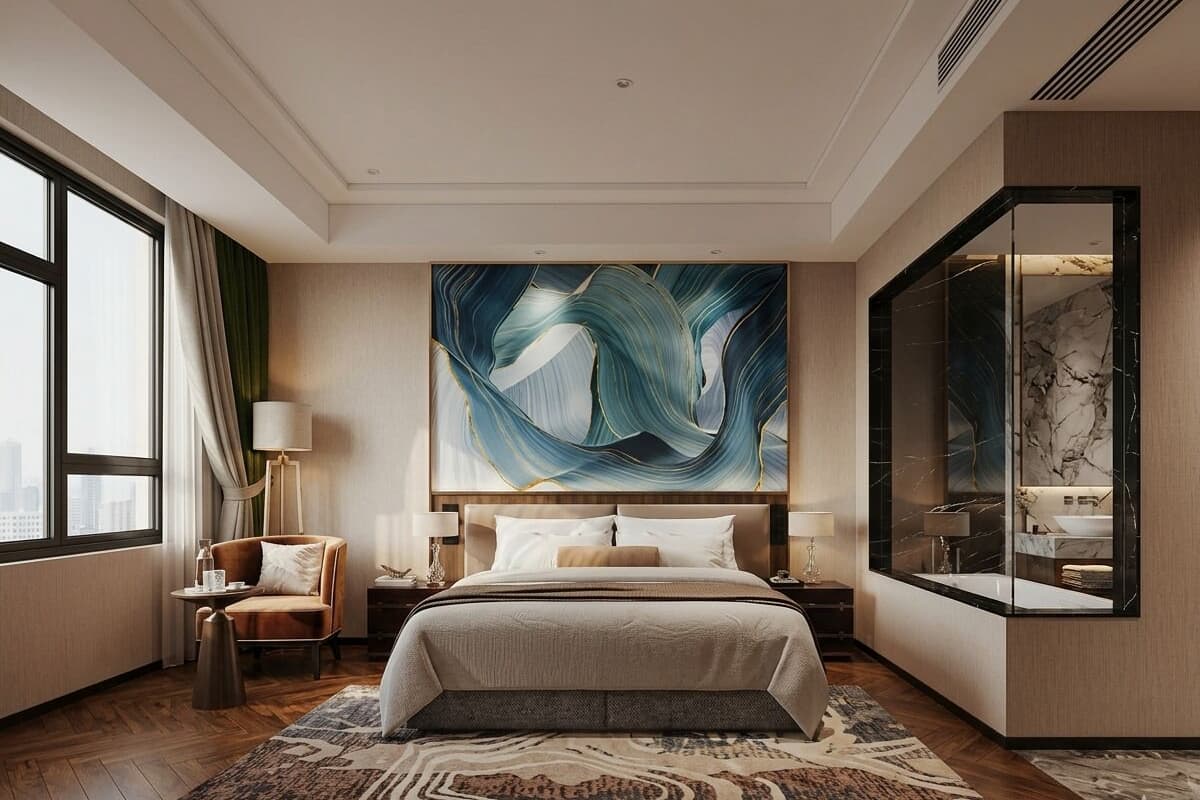 Quarto de hotel moderno com uma cama grande, vista para a cidade, banheiro em mármore e uma grande pintura abstrata na parede.