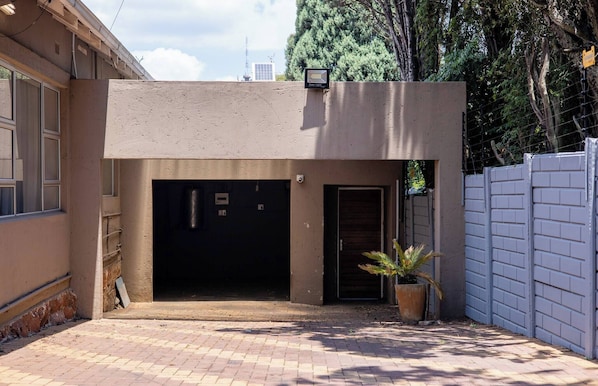 Casa, 6 quartos, para fumantes, varanda | Fachada