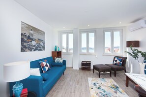 3rd floor left - Rio | Área de estar | TV LED