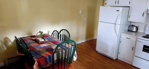 Apartamento, várias camas, não aceita animais de estimação (1st Standard Floor Rooms) | Cozinha privada