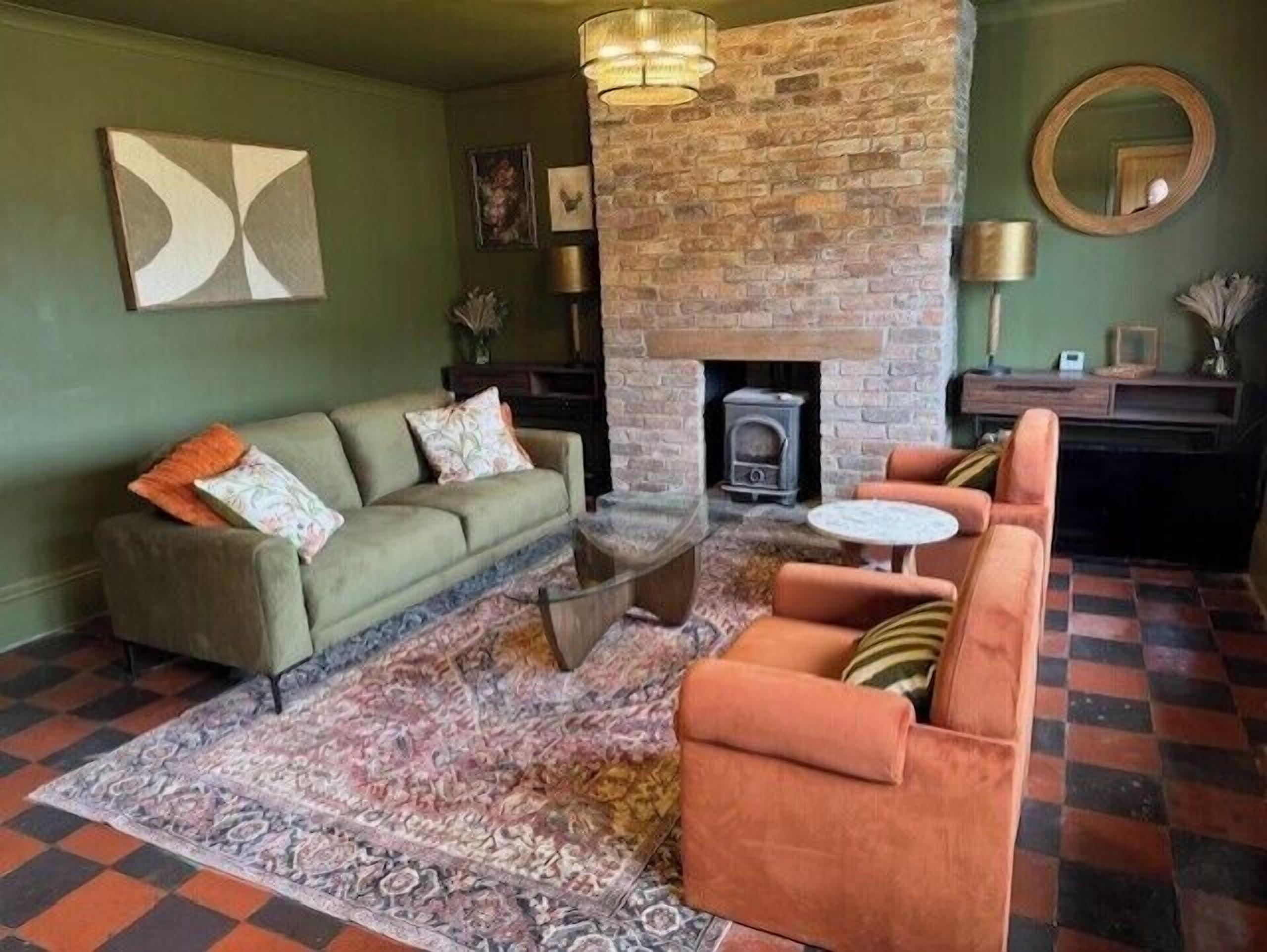 Llysawelon 2-bed Cottage, Sleeps 4, Pets Ok - Llansteffan