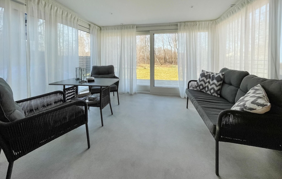 Gorgeous Home In äNgelholm With Wifi - Ängelholm