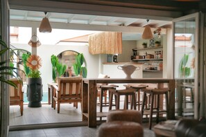 Bar (no alojamento)
