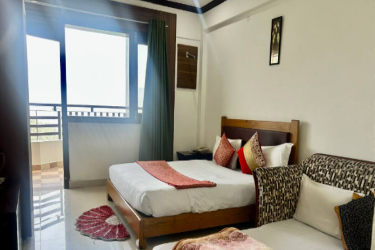 Quarto luxo | Escrivaninha