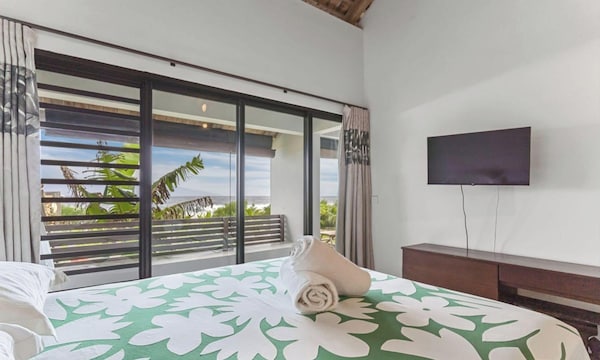 Coastal Bliss 1br Bungalow By The Sea In Moorea - French Polynesia