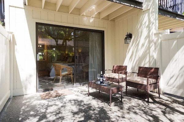 Romantic Napa Escape Prime Location - Napa, CA