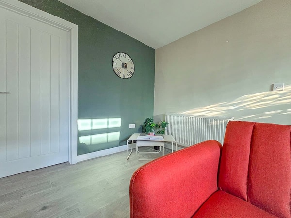 Perfect Booking 2 Bed Home In Merthyr Tydfil - Merthyr Tydfil