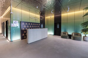 Apartamento Deluxe, varanda, Vista para a cidade | Lobby