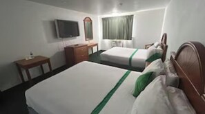 Quarto, 2 camas Queen, para não fumantes | Wi-Fi de cortesia, roupa de cama