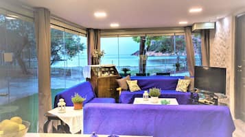 Casa | 2 quartos, internet de alta velocidade
