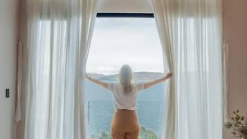 Chalé Deluxe, varanda, vista para o canal | Interior