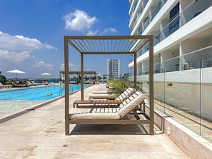 15 piscinas exteriores 