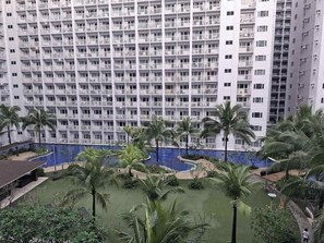 Shore Residences - The Executive Suites SR002 1BR Amenity View 1BR with ...