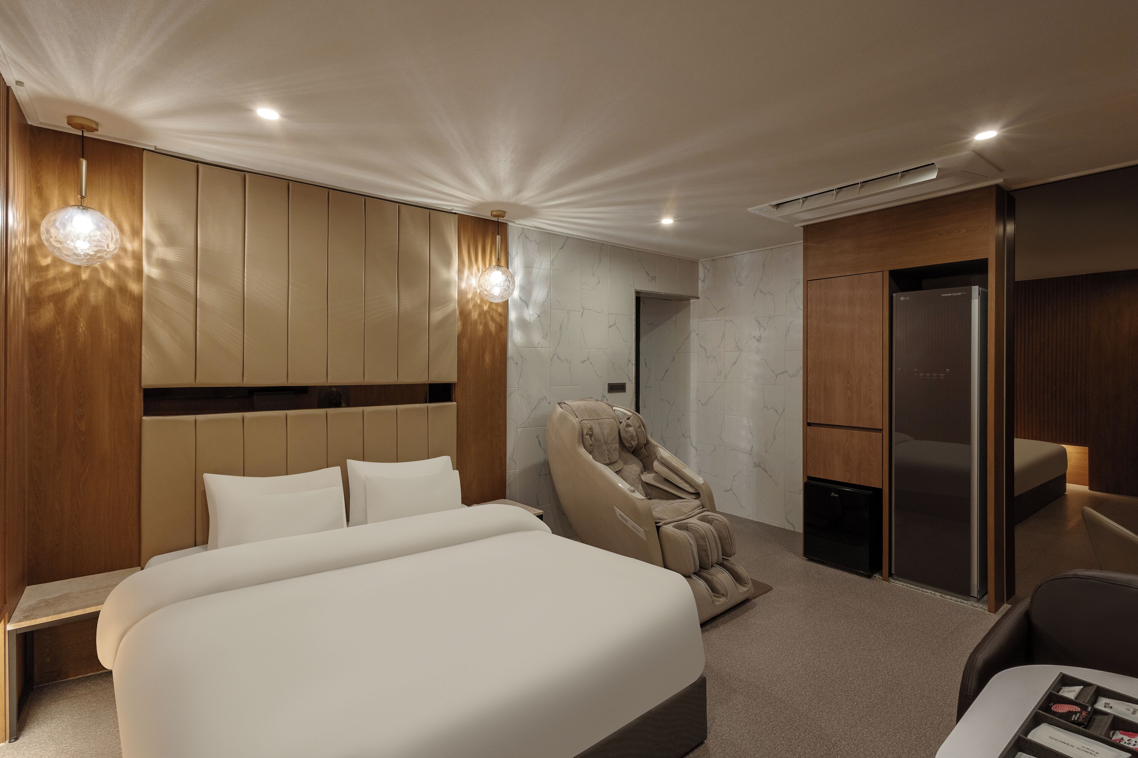 Premium Massage | Cortinas/cortinados opacos, Wi-fi grátis, roupa de cama fornecida 