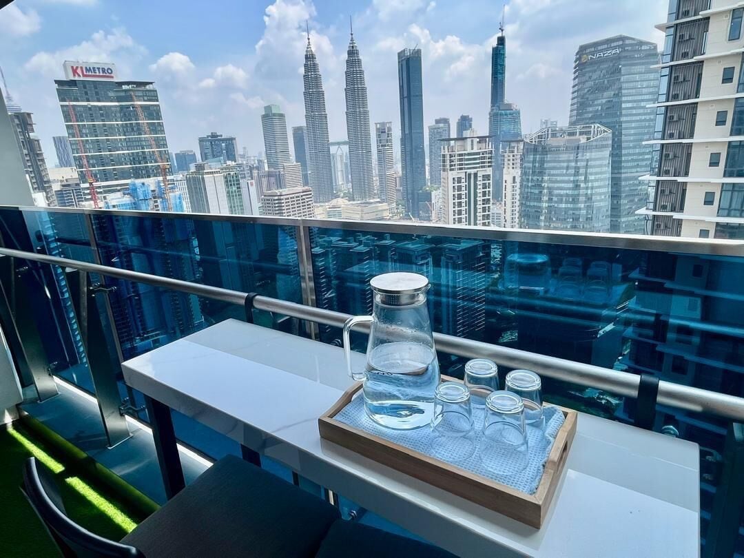 Apartamento Premium em Condomínio Fechado, 3 quartos, Vista para a cidade | Vista da varanda