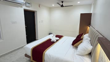Quarto casal luxo | Wi-Fi de cortesia