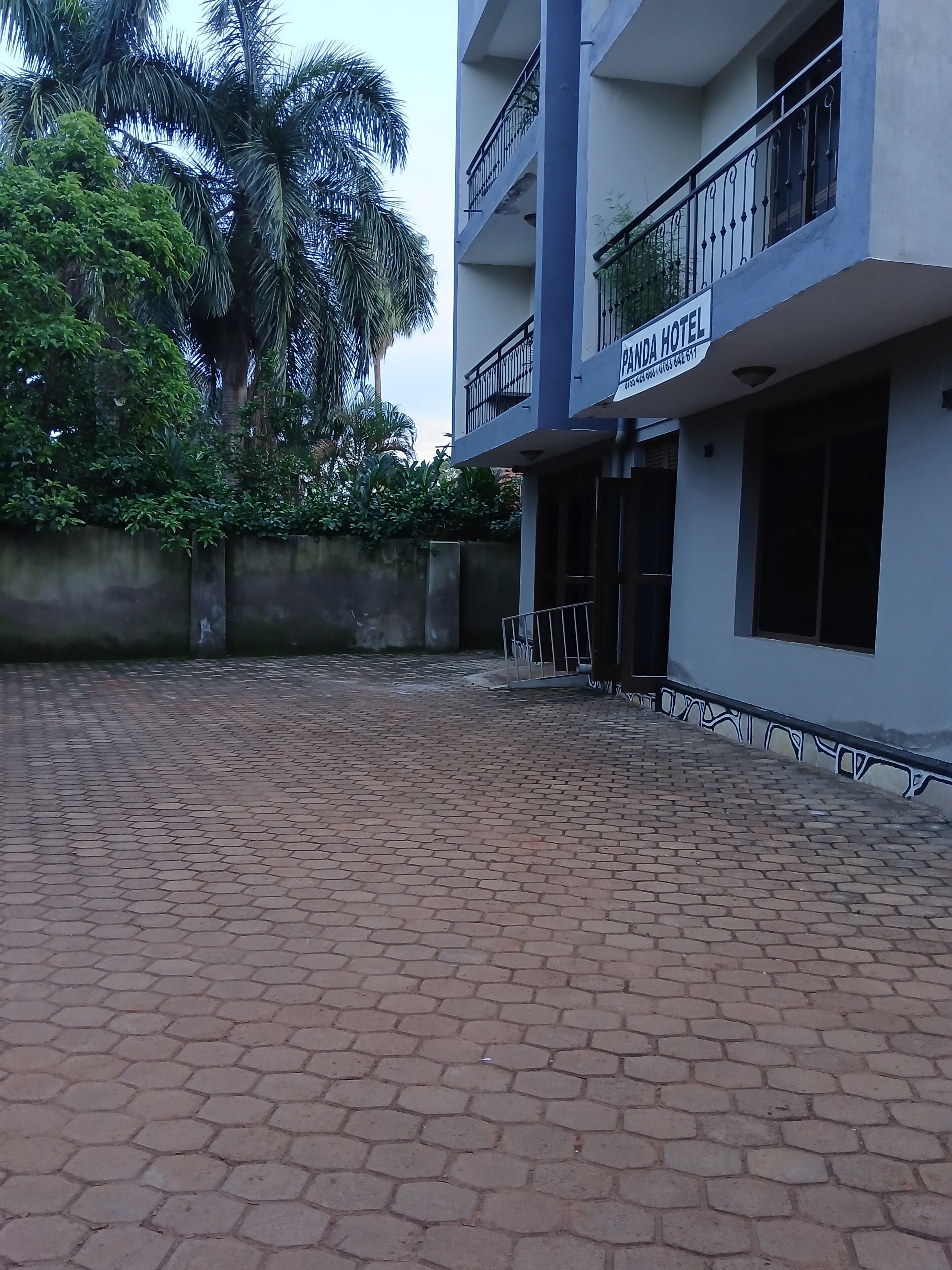 Quarto Individual Básico, vista para o parque | Terraço/pátio interior