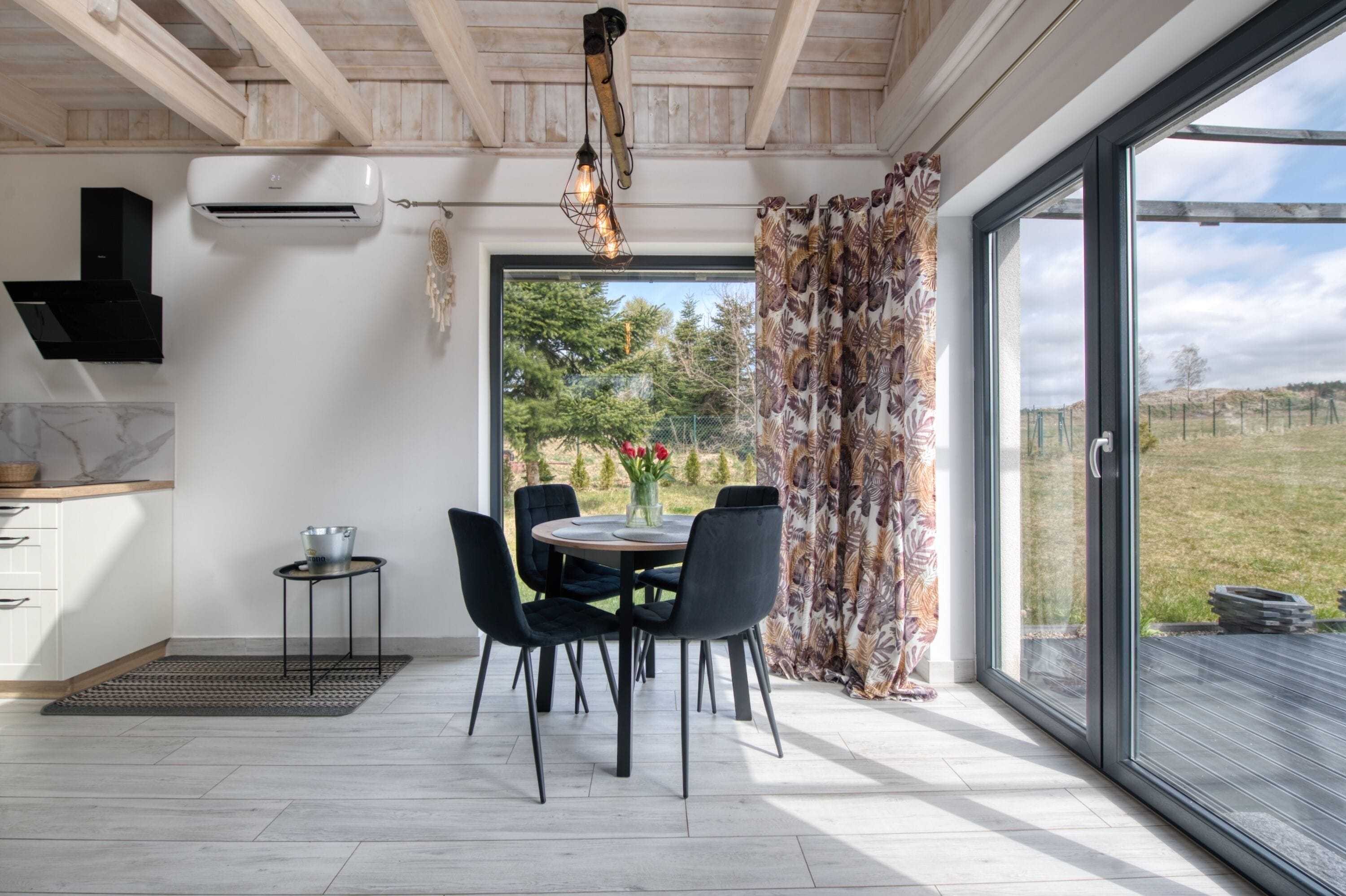 Chalé Comfort, vista para o jardim | Restaurantes