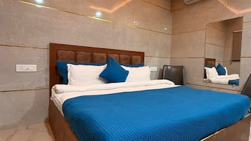 Quarto Duplo Deluxe | Secretária, ferro/tábua de engomar, Wi-fi grátis