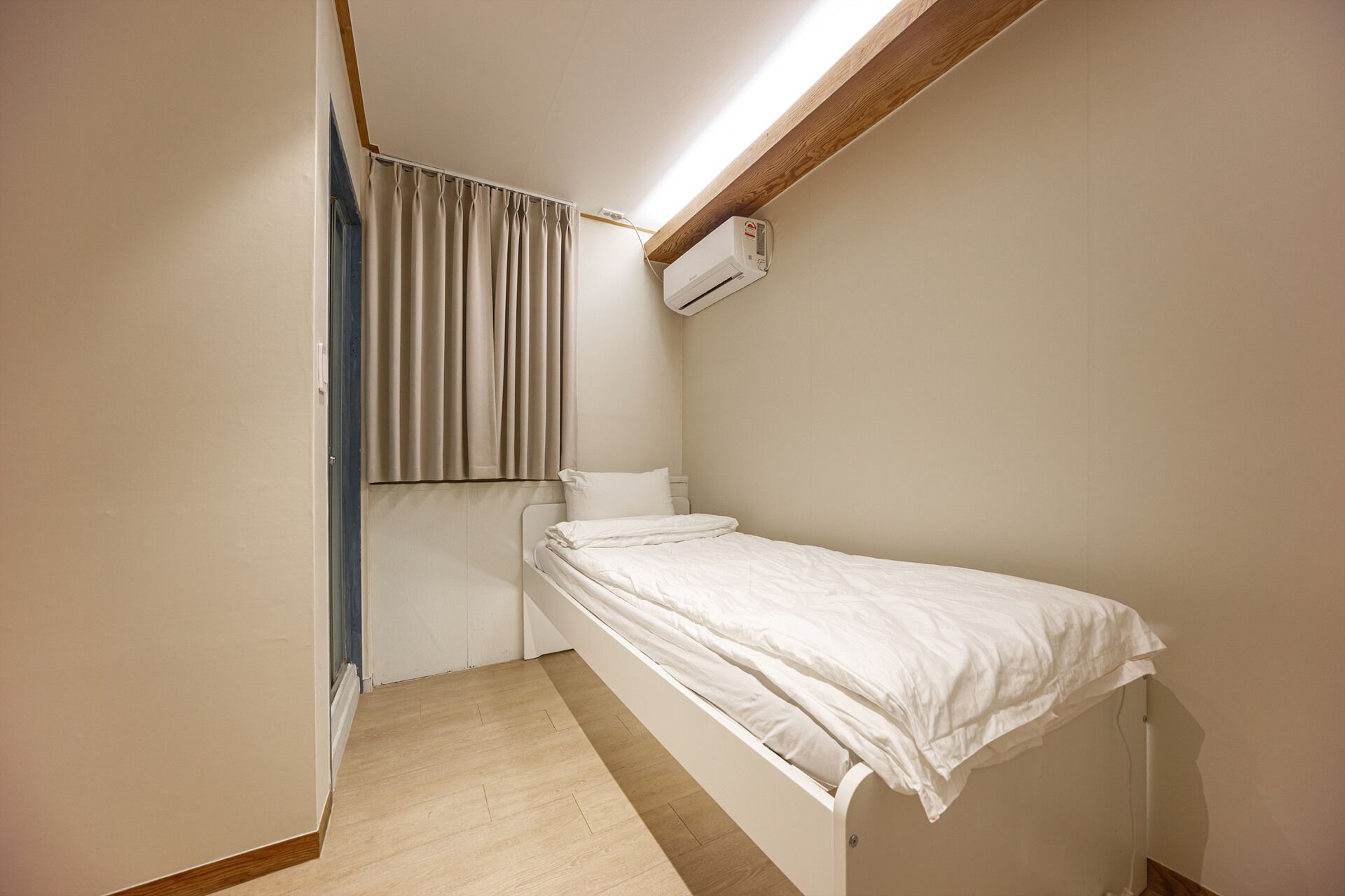 Quarto Individual Básico | Wi-fi grátis 