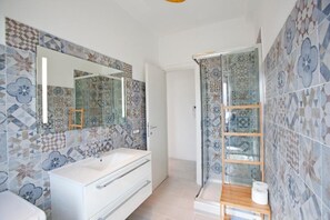 Appartamento, balcone, vista mare - Pet-Friendly | Casa de banho