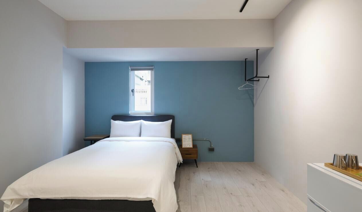 Quarto superior | Escrivaninha, Wi-Fi de cortesia, roupa de cama