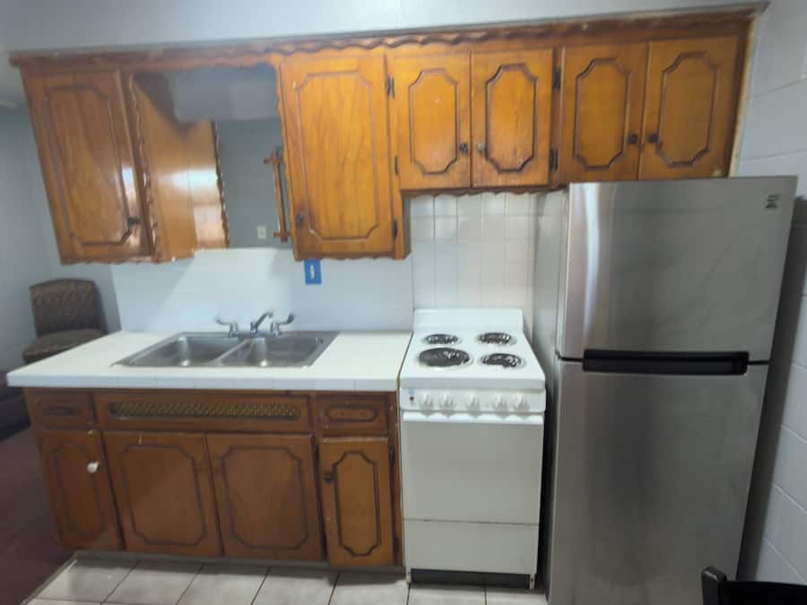 Estúdio Deluxe, 2 camas queen-size, não fumadores, kitchenette | Secretária adequada para computadores portáteis, Wi-fi grátis