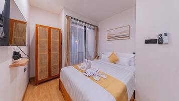Quarto Superior | Cofre no quarto, quartos insonorizados, ferro/tábua de engomar