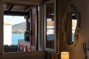Apartamento, 2 quartos, vista para o mar | Casa de banho