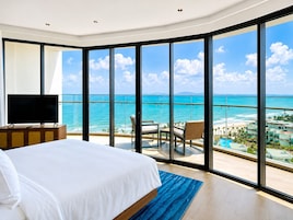 Suite Júnior, 1 cama king-size, vista para o mar | Roupa de alta qualidade, cofre no quarto, secretária 