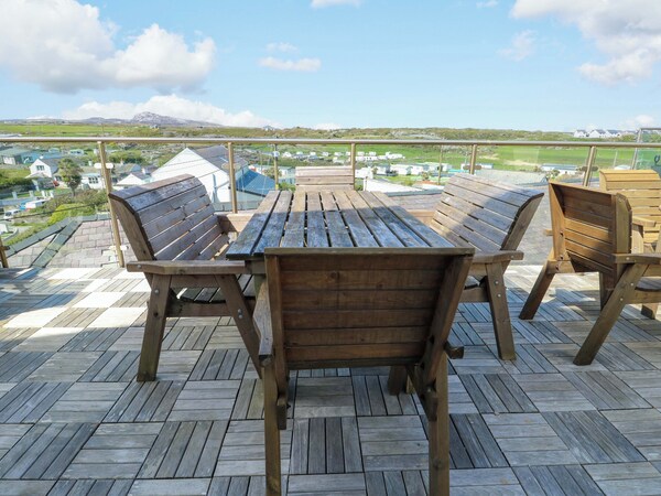 Ewyn Y Don - Trearddur Bay