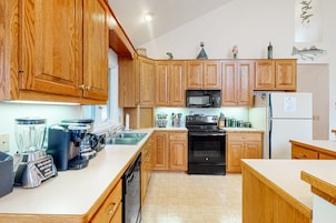 Casa, várias camas (A Kerr Home) | Cozinha privada