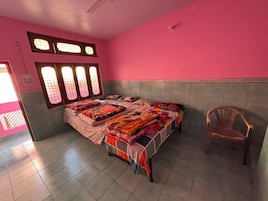 Quarto triplo, para não fumantes
