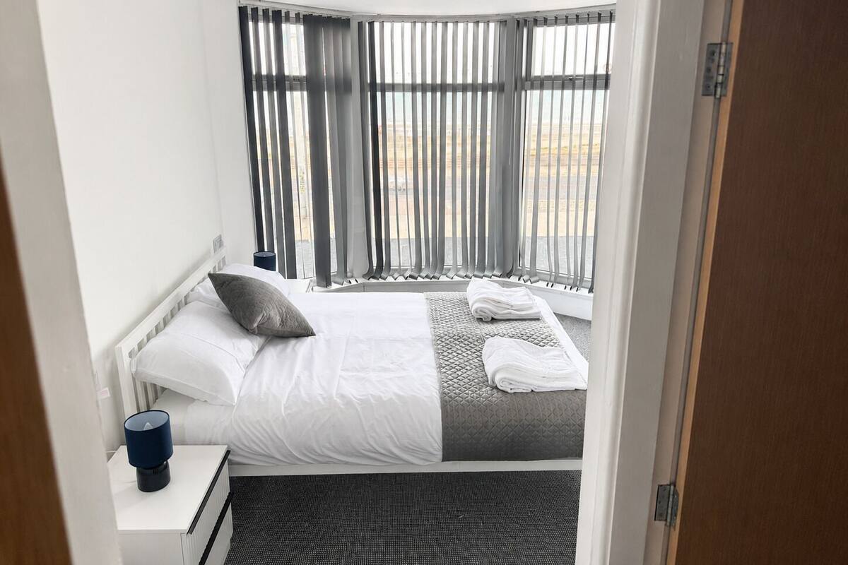 Quarto Duplo Superior, vista para a praia | Lençóis de algodão egípcio, roupa de alta qualidade