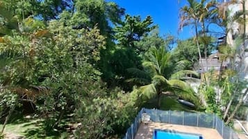 Piscina interior, piscina exterior